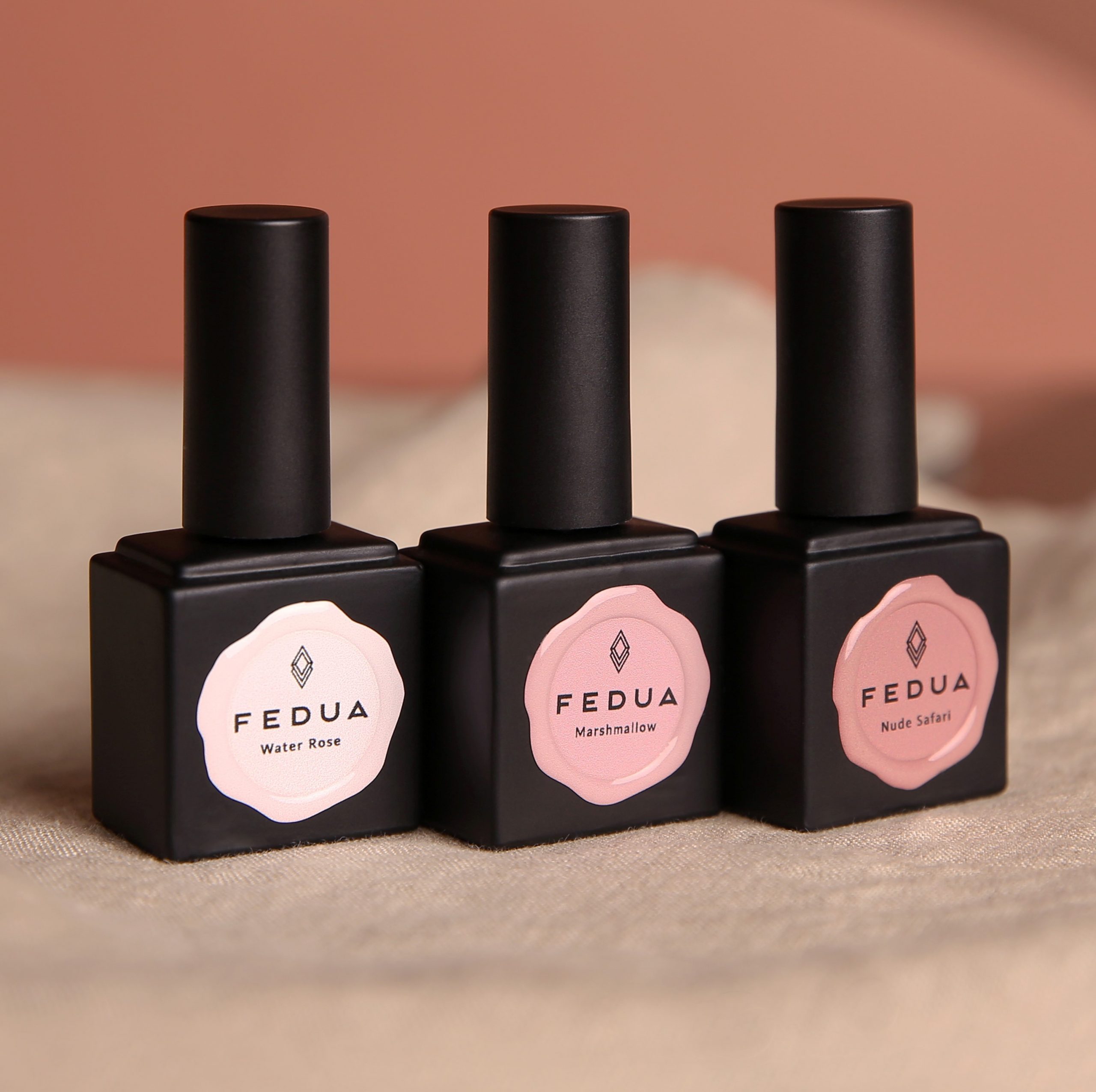 FEDUA: esmaltes que no dañan tus uñas - Six Harmonies